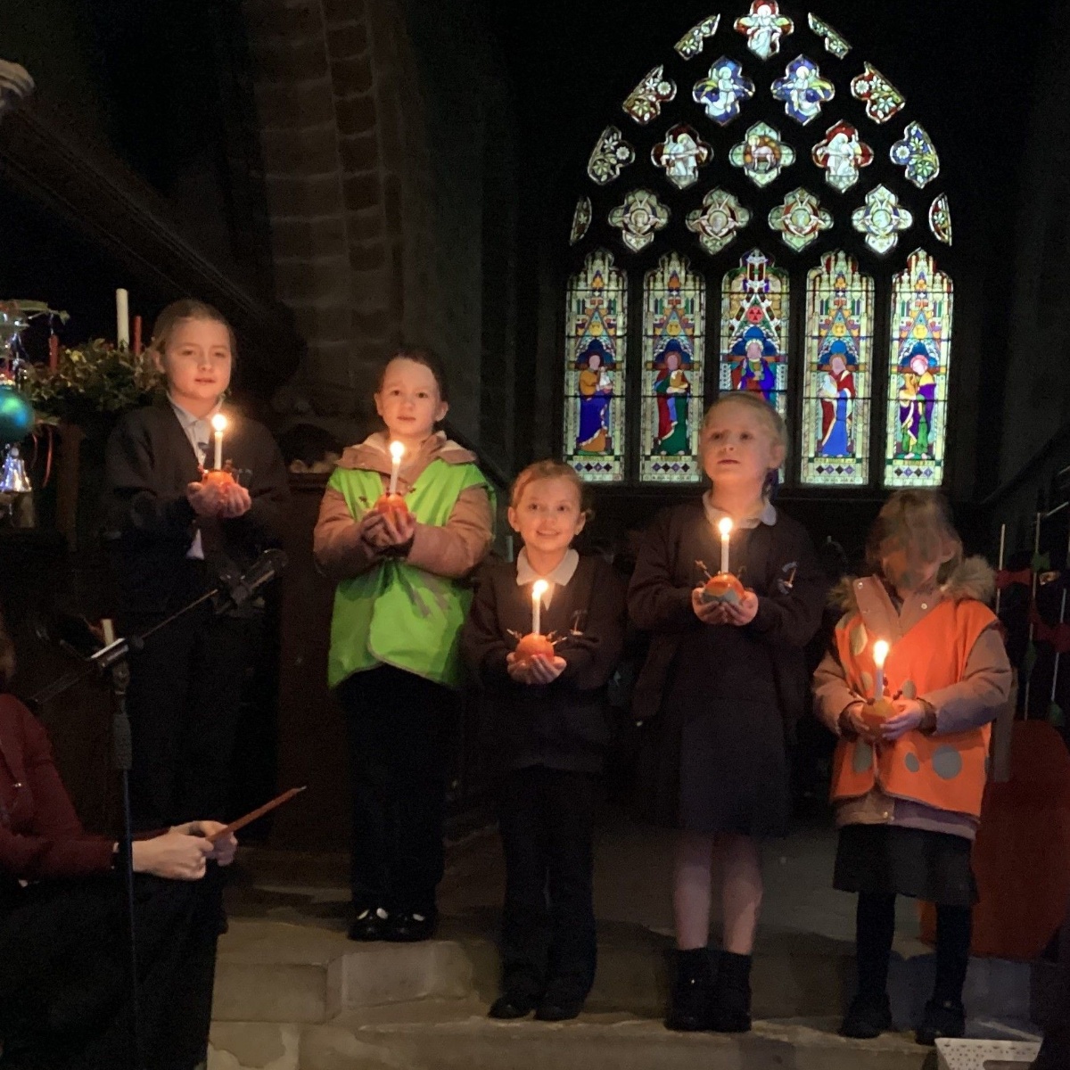 Stoke Prior First School - Christingle service